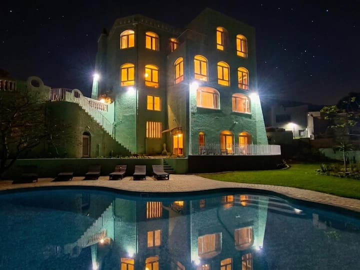 Premium King Room 6 - Umhlanga