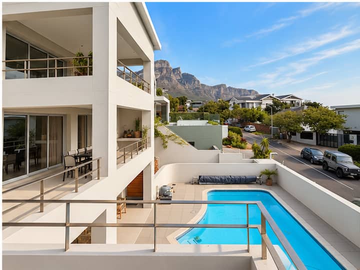 Upper Tree Villa, Camps Bay - Camps Bay