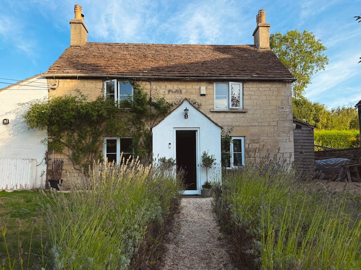 Adults Only Retreat - Stroud, UK