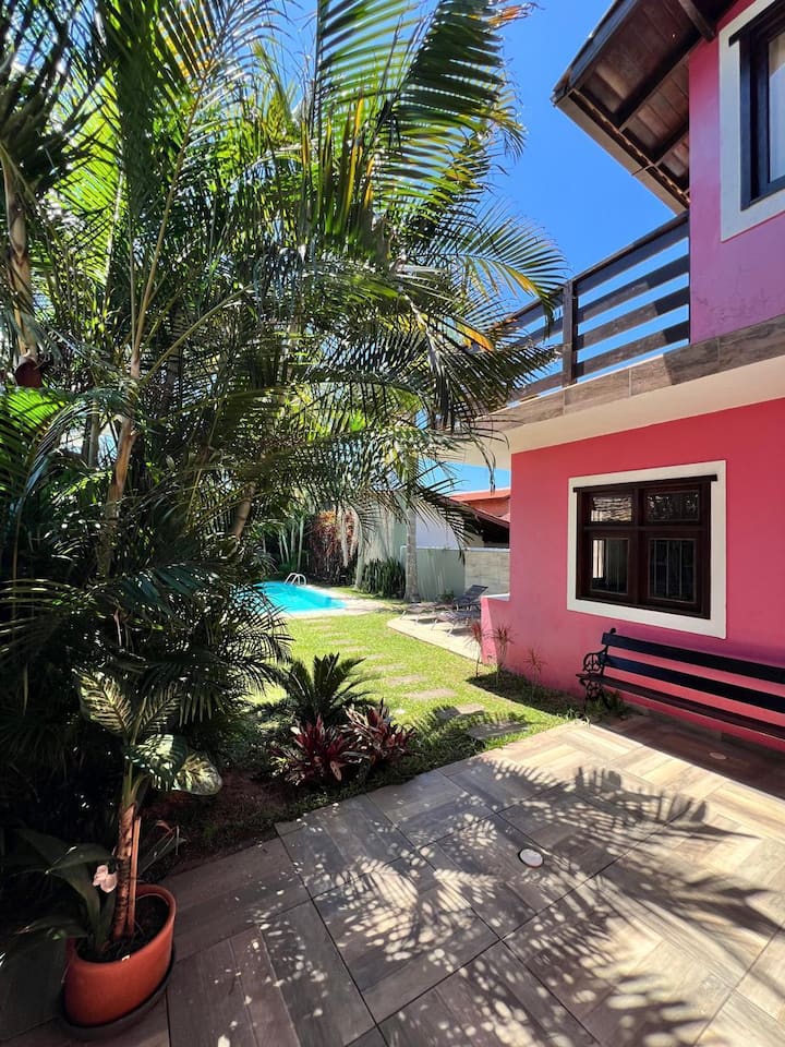 Casa Central, Próxima Da Praia. Acomoda 12 Pessoas - Garopaba