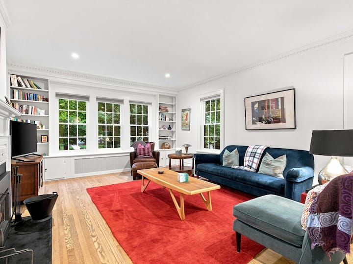 Spacious 4-br Near Rock Creek Park - Sleeps 8 - Bethesda, MD