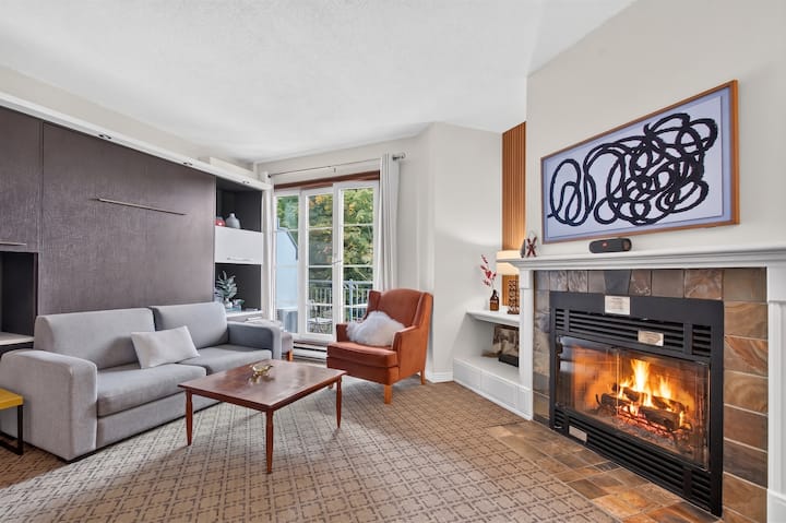 Ski-in/ski-out Tremblant Studio W/ Fireplace - 몽-뜨헝블렁