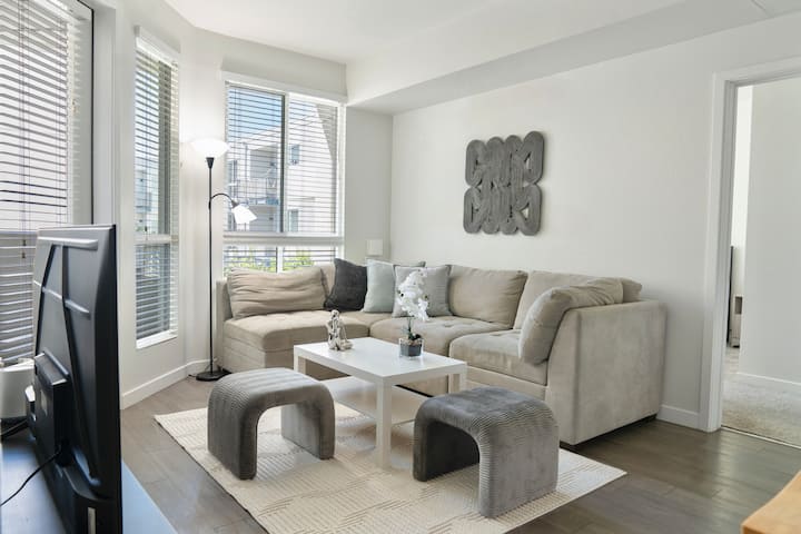 Modern&stylish 2br/2ba Weho Pool|free Parking|bbq - West Hollywood, CA