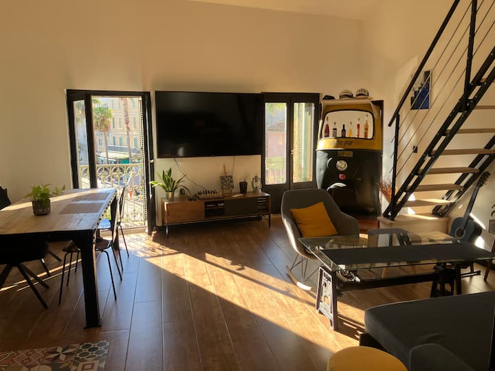 Duplex Style Industriel Centre-ville - Ollioules