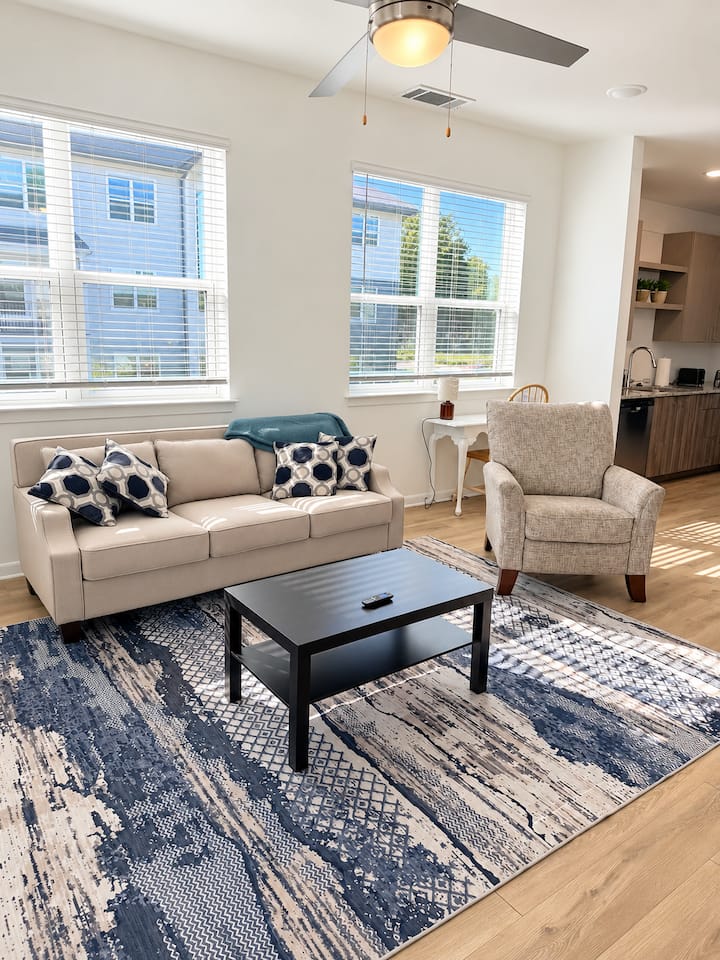 Modern 2br Apt · 8 Min To Stadium & Uptown - 샬럿