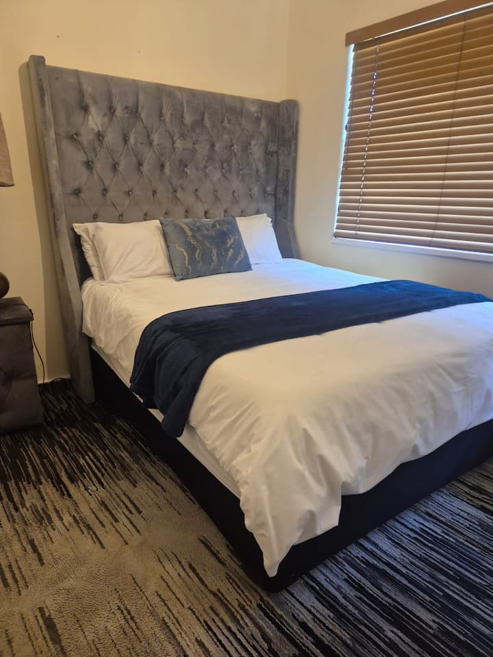 The Sm House - Alberton
