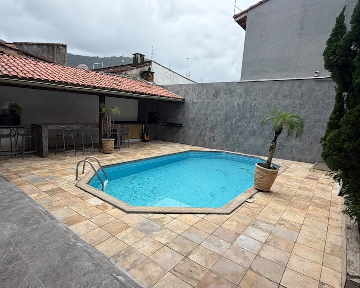 Casa Em Praia Grande Com Piscina Aquecida - Praia Grande