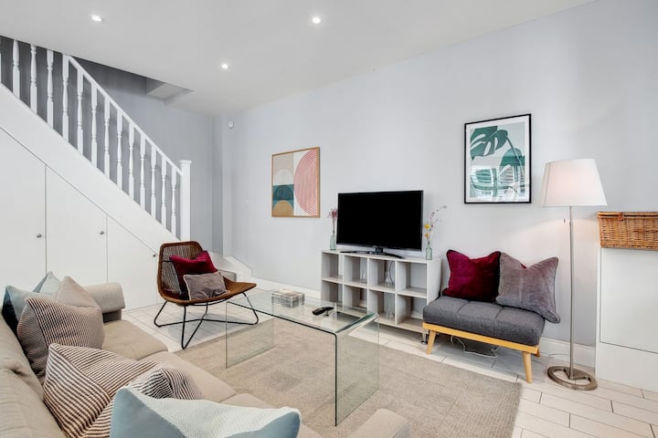 Modern Flat In Chelsea Near Kensington With Wi-fi - London