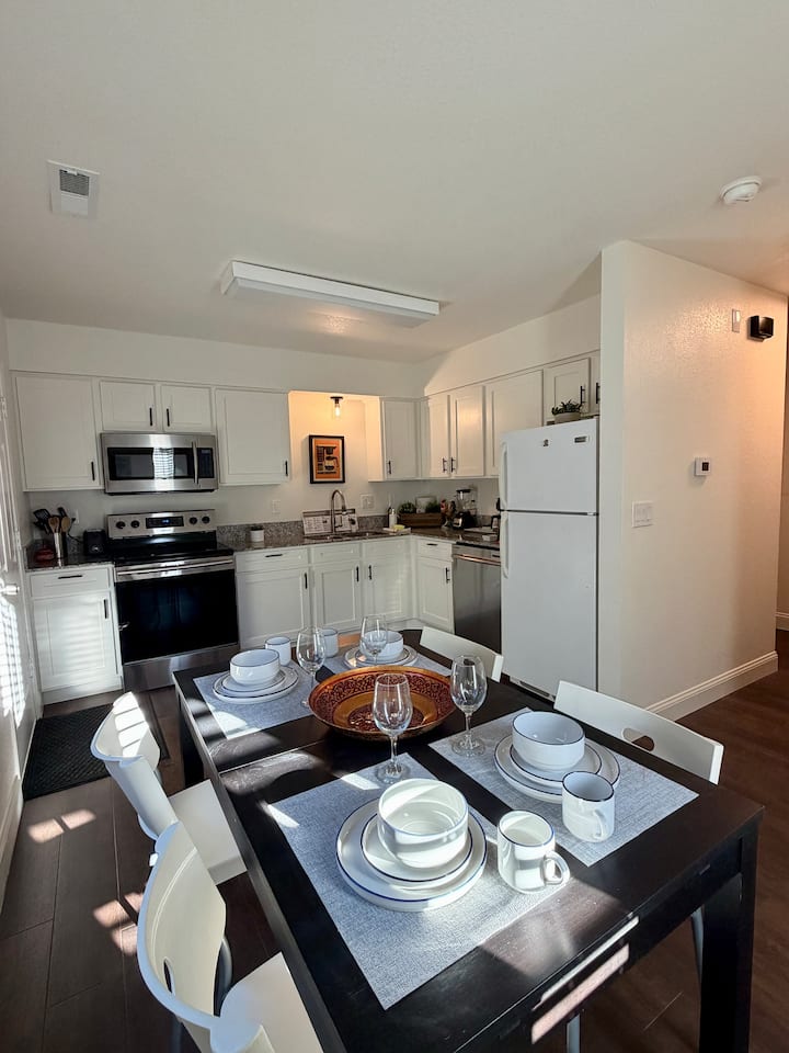 All New+clean+spacious 2br 2mi From Uofa/stadium! - Fayetteville, AR