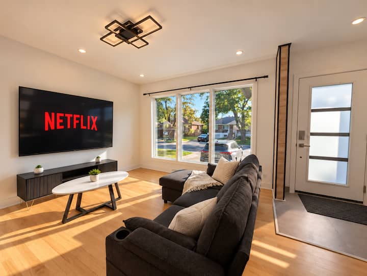 Modern 3br Spacious Home | Near Place Bell & Yul - Laval