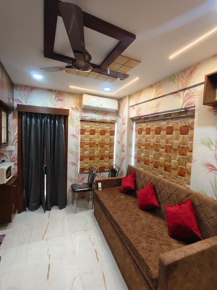 Cozy 1bhk | 600m From Puri Beach | Ac | Kitchen - Puri