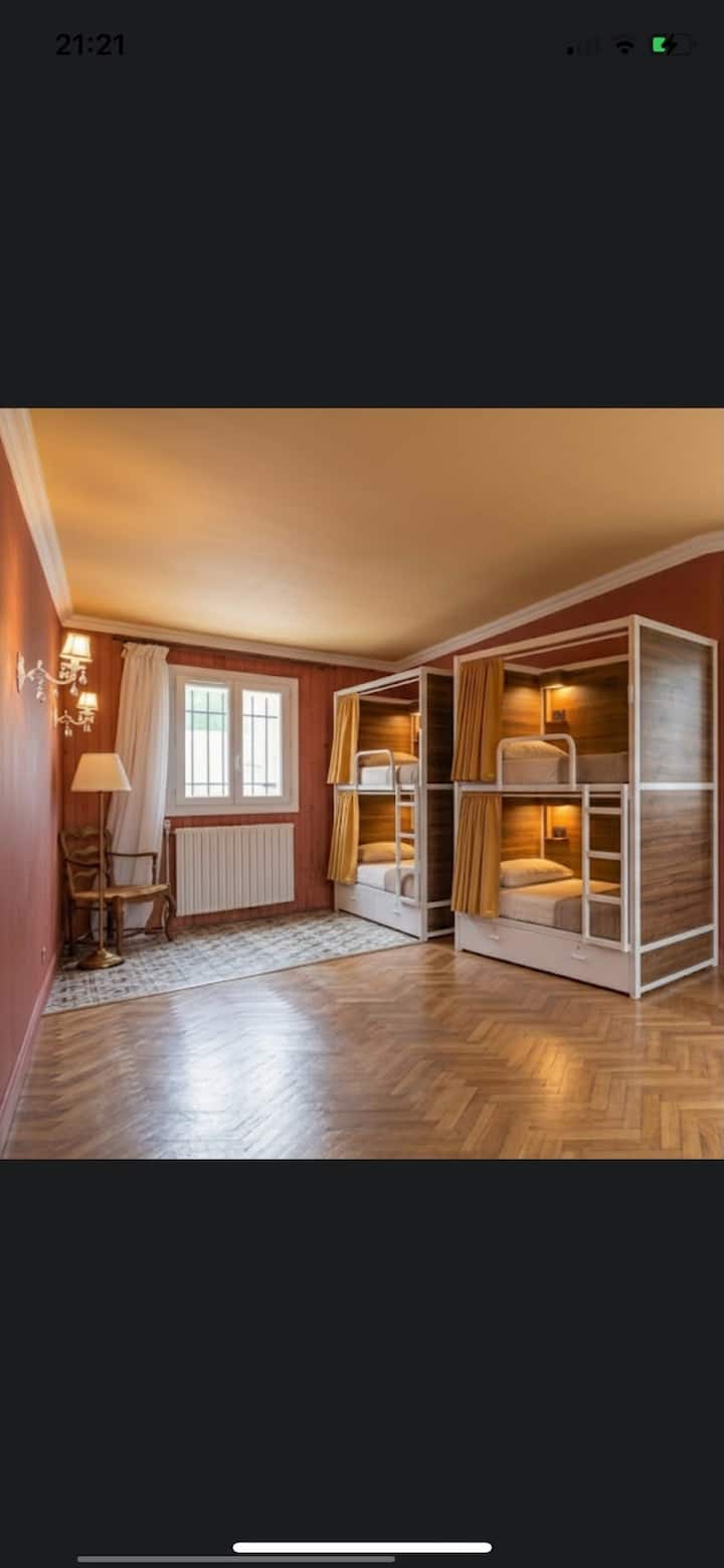 Dortoir Pour 4 Femmes - Béziers