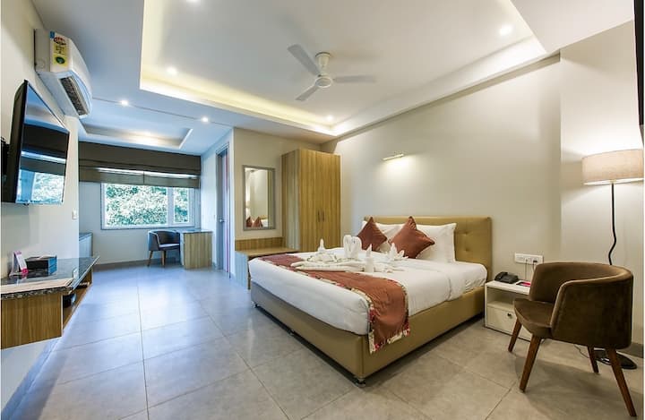 Modern Boutique Stay In Gurugram - Gurgaon