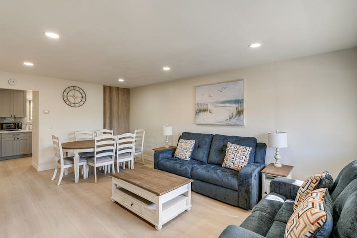 1 Mi To Beach! Walkable Extended Base In Monterey - Monterey, CA