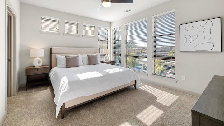 Landing | Spectacular 3bd, Pool, Gym - 牛津
