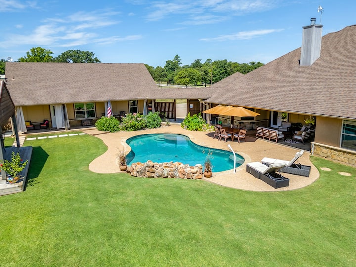 Pool + Outdoor Kitchen · 4br · 2 Mi To Tarleton - Stephenville, TX