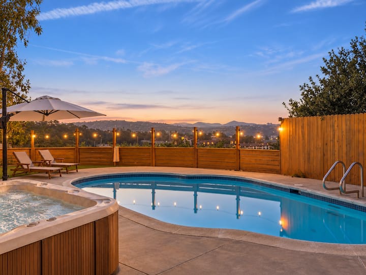 New Sunscape Luxe | Pool, Spa, & Game Room - San Diego, CA