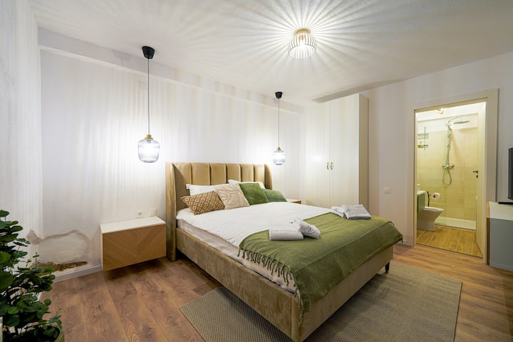 House Of Legends : Ultra Central Apartment - Brașov