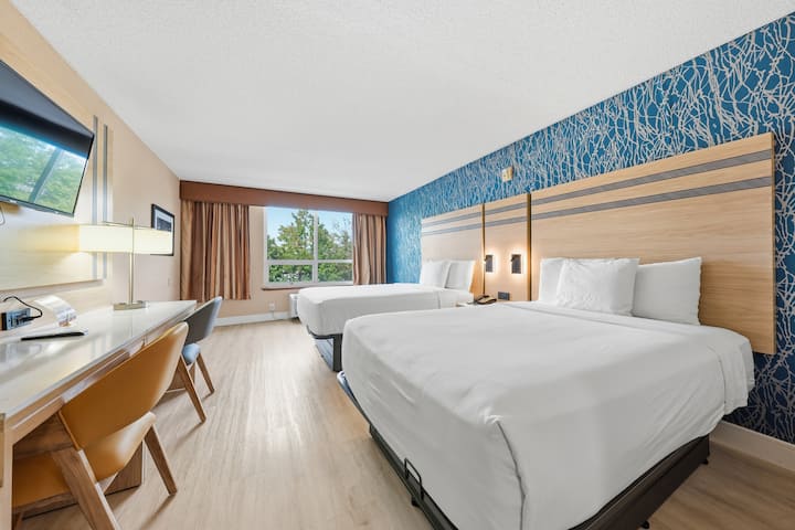 Restful Double Suite Sleeps 4 Prime Location - Staten Island, NY