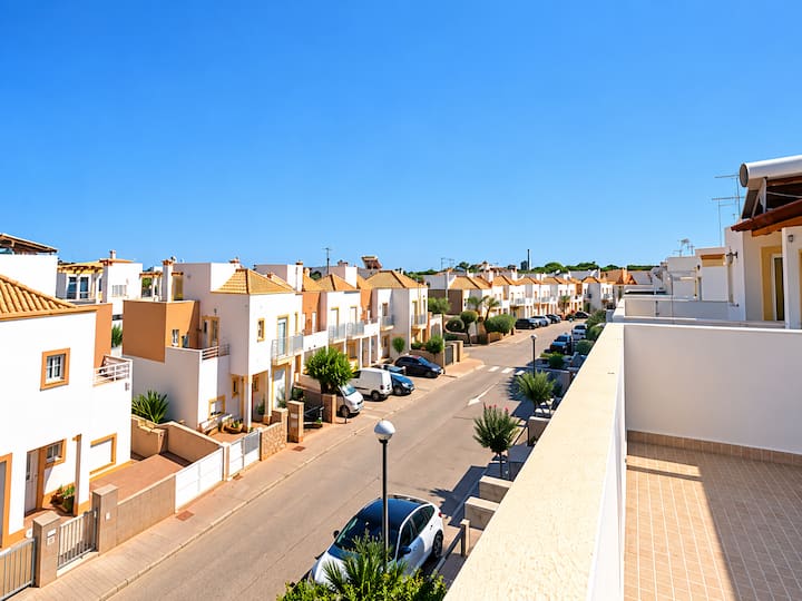 Casa Dias  Moradia Espaçosa Em Tavira - Tavira