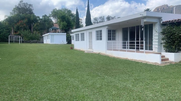Posada San José | 4 Estancias Y Amplio Jardín - Tepoztlán