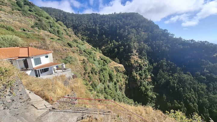 Waterfall House - Ribeira Brava