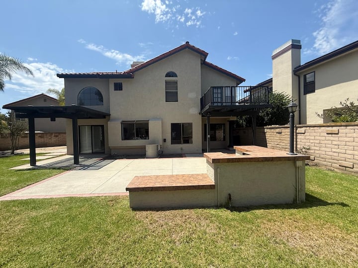 Spacious Mission Viejo Home | Monthly Stays - Lake Forest, CA