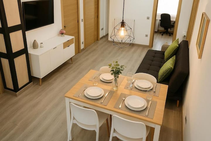 ⭐⭐⭐⭐⭐ Enregistrement 24h Plaza Spain  Center ☝💙4 - Zaragoza, España