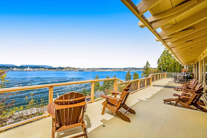 5br Soundview Dog Friendly - Fireplace - Deck - Port Orchard, WA