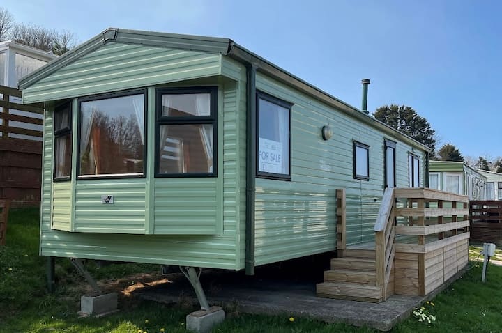 Aberystwyth Holiday Village 
6 Berth Caravan - Aberystwyth