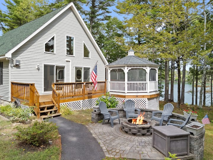 Laurel Shores | 3br Oceanfront Home With Fire Pit - Brunswick, ME