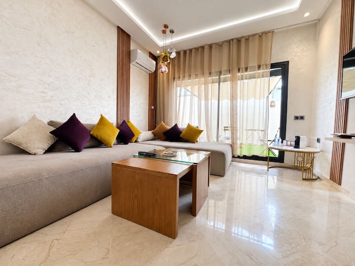 Petit Cinéma Cosy & Grande Terrasse - Casablanca, Maroc