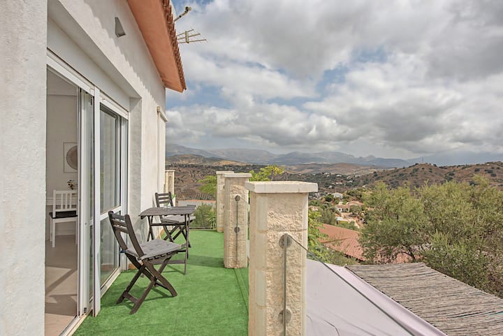 Jingtu Wellness & Spa Amitabha - Comares