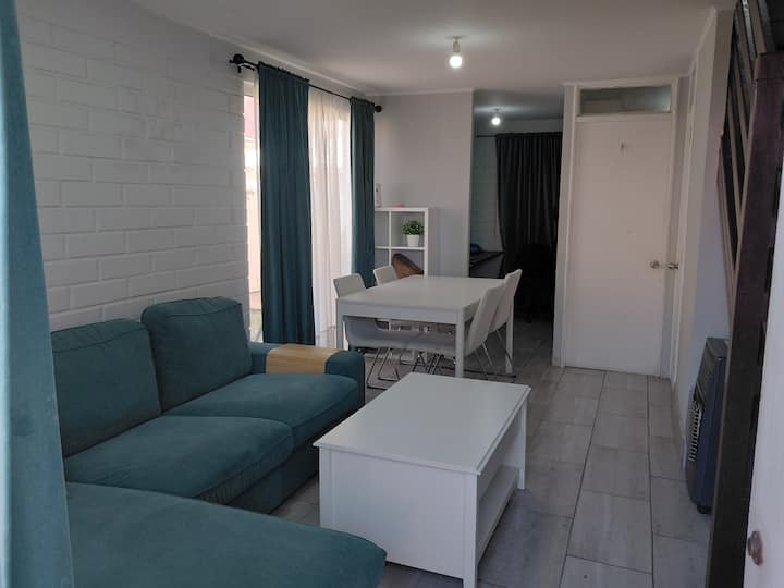 Hermosa Casa Ubicada En Lugar Centrico. - Buin
