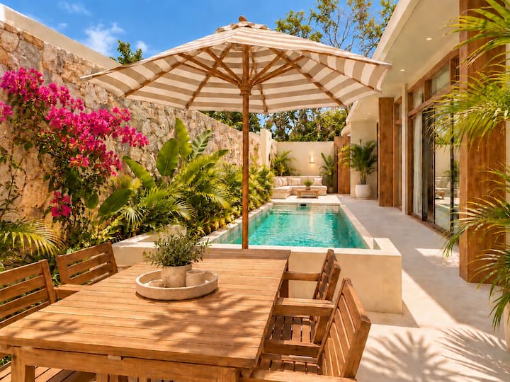 New Luxury 2 Bdr Villa, Large Pool & Sunlounger - Indonesia