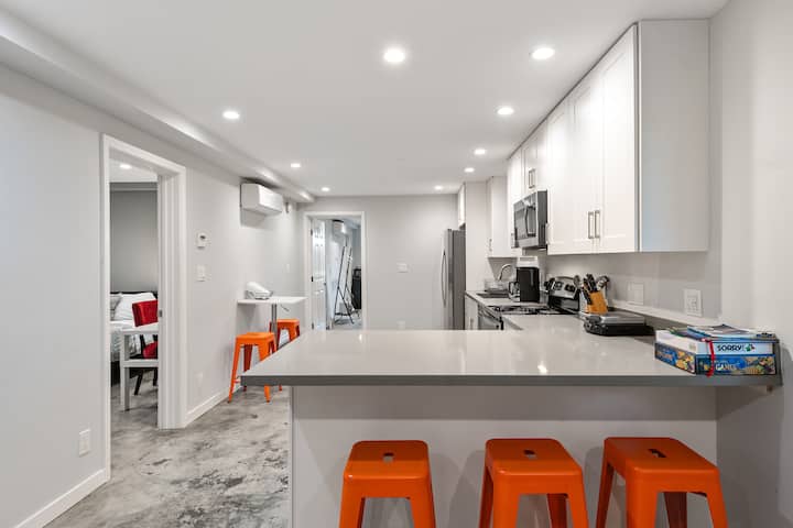 Fully Equipped 8br 6ba | Few Mins To Sf - Oakland, CA