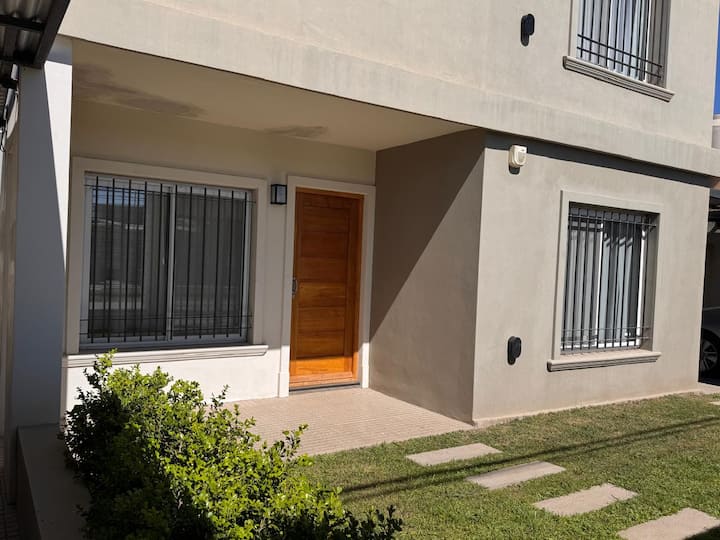 Departamento Cómodo Y Funcional - Venado Tuerto
