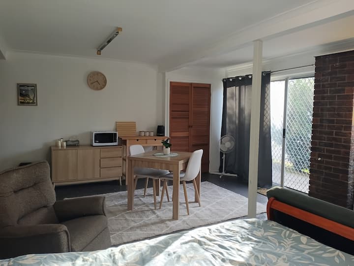 Studio Space In Morayfield - Caboolture