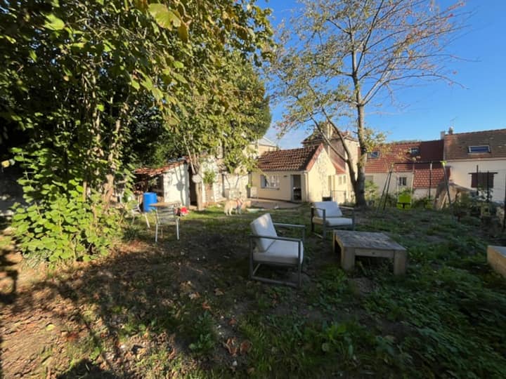 Petite Maison Avec Jardin - Montmorency