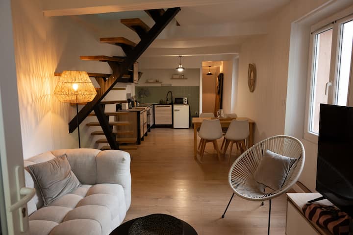 Appartement Chaleureux Avec Terrasse Arborée - Manosque