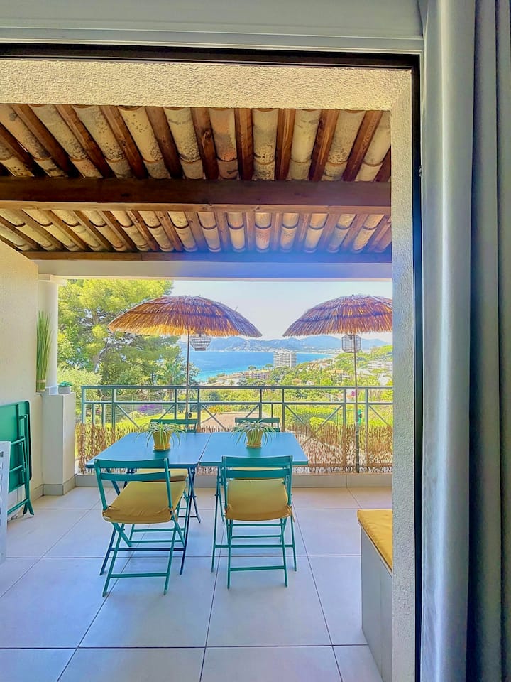 Vue Mer Et Piscine - Cannes Francia Pour 5 Pers - Cannes