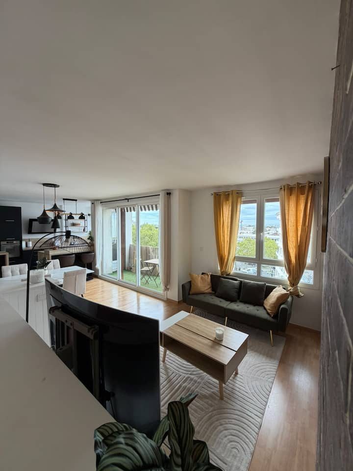 Havre Moderne à Champigny Balcon Et Magie Ciné - Champigny-sur-Marne