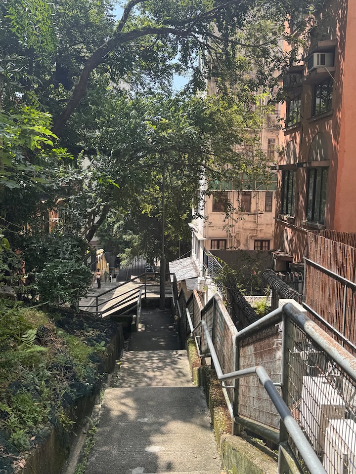 Metropolitan Hk Living With Easy Accesses | Hki - Hong Kong