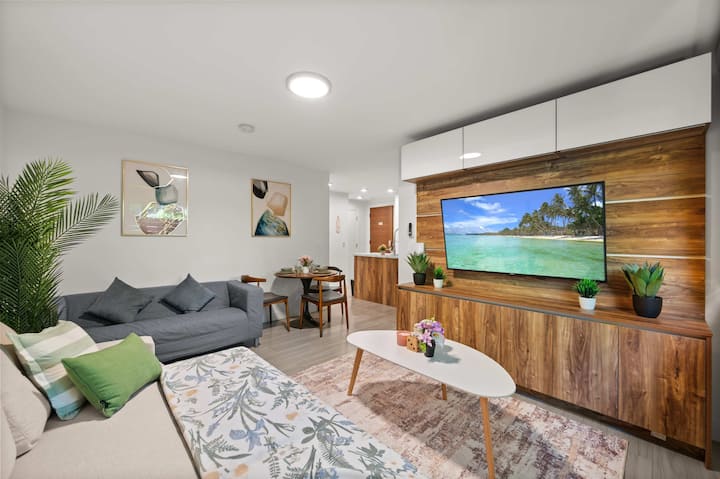 Modern Luxe 2br Cozy Suite Retreat - Vancouver