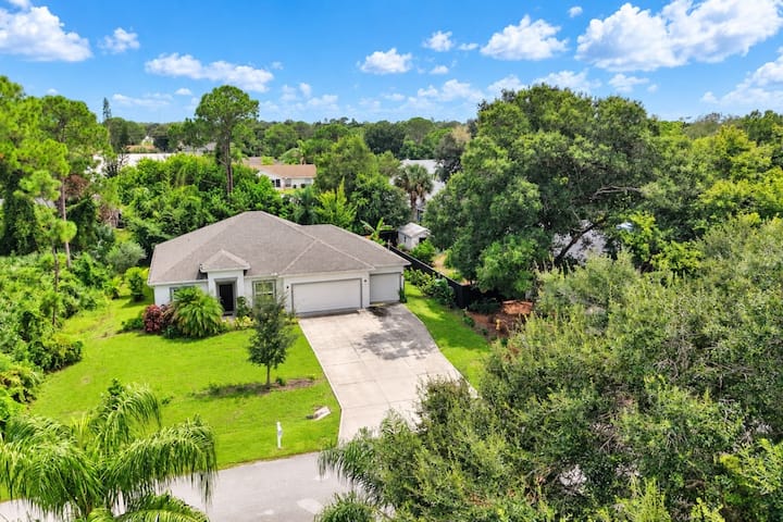 Boaters Retreat | 4br Home Near The Beach - Sebastian, FL