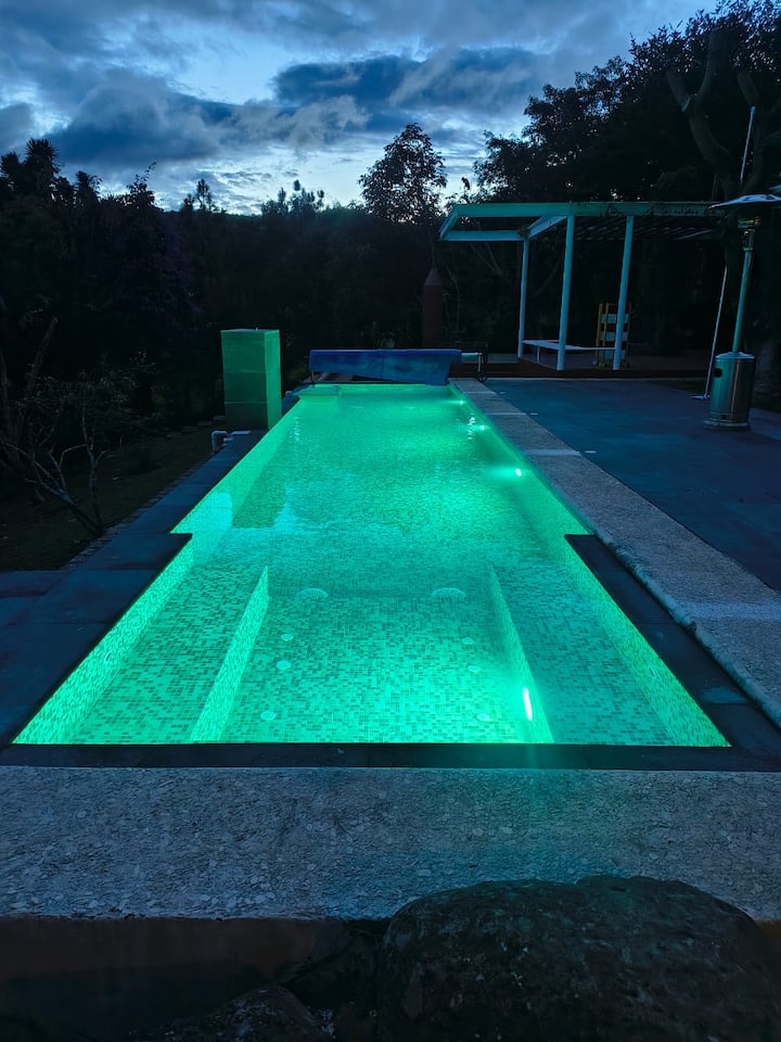 Cabaña Romántica: Alberca Con Jacuzzi 100% Privado - Mexico