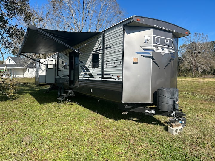 The Cottage On Wheels - Forest Falls, CA