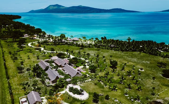 Villa Saint Lawrence | Private Beachfront Luxury - Vanuatu