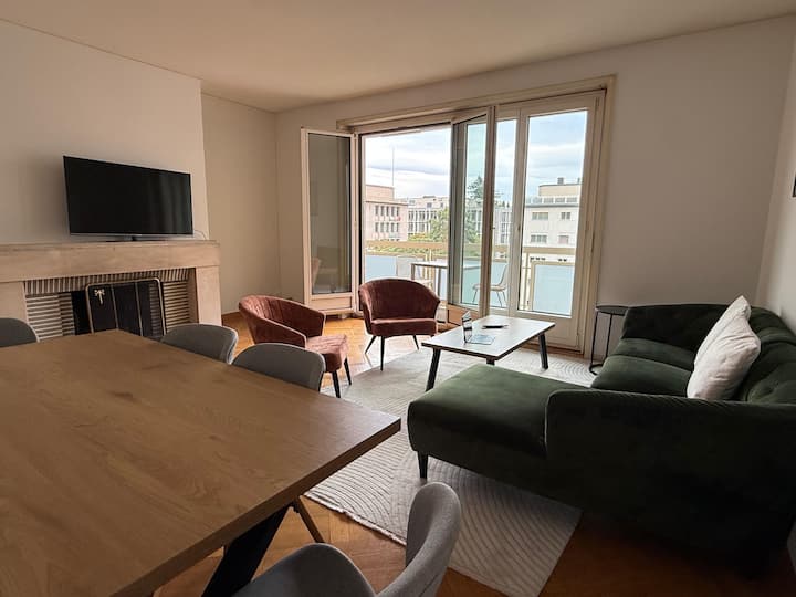 T3 Cosy & Baigné De Lumière, Cœur De Lausanne - Lausana