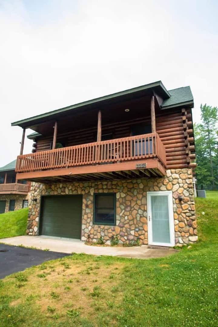 Cabin 2364 - Sizable Log Cabin Inside Resort - Gaylord, MI